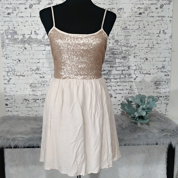 Forever 21 | Dresses | Sequence Cocktail Dress | Poshmark